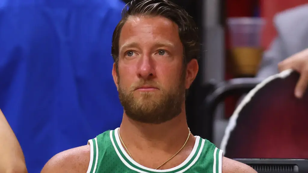 Dave Portnoy Biography, Age, Net Worth, Wife, Family, Height. » Dklassgh.Com